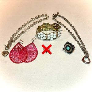 Taylor Swift | Other | Taylor Swift Valentines Themed Bundle | Poshmark